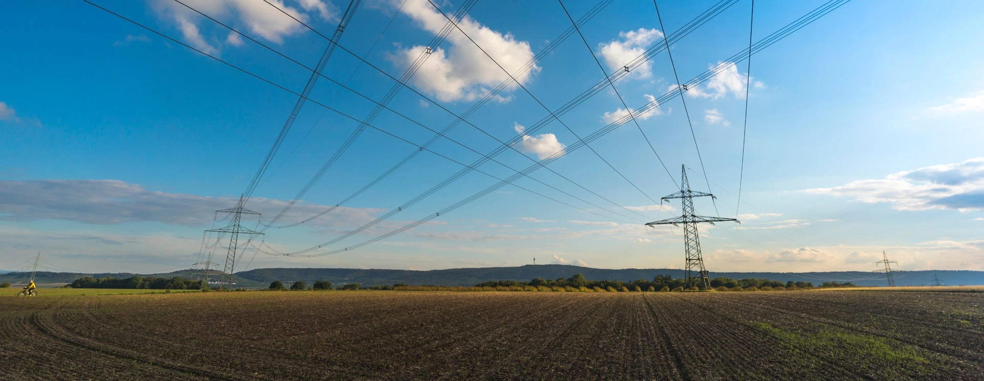 Hoogspanning reinigen | Professionele en veilige reiniging | ETI vdv